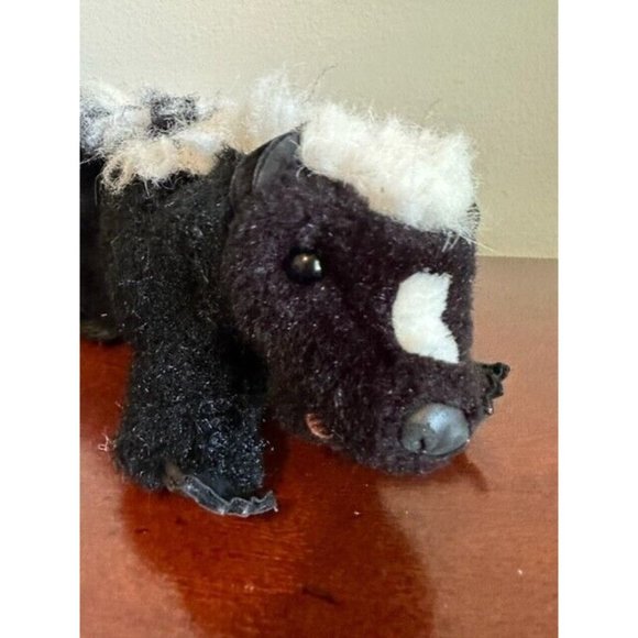 Folkmanis Puppets | Toys | Folkmanis Skunk Puppet Plush Black White ...